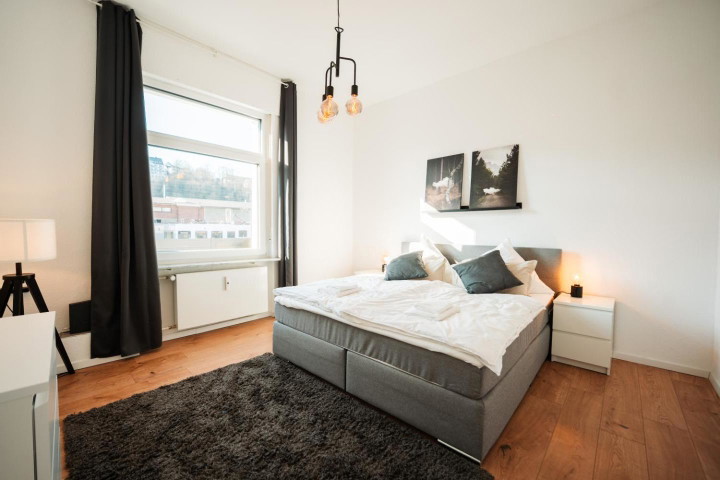 Zentrale 2-schlafzimmer Wohnung Am Koblenz Hbf - Lahnstein