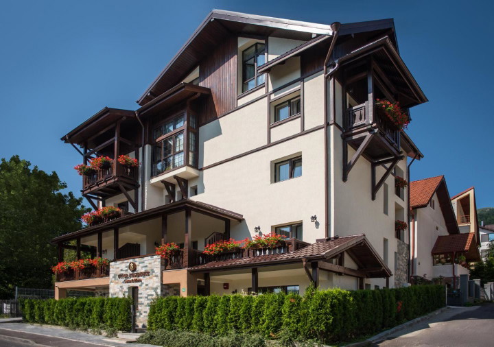 Uphill Residence - Azuga