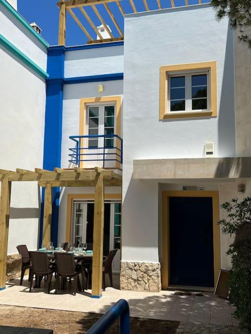 Moradia V3 Na Urbanização Praia Verde - Altura, Portugal