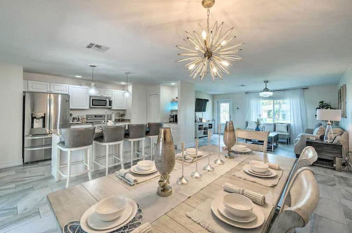 Luxury Modern Home Heated Pool Best Location - Port Charlotte, FL