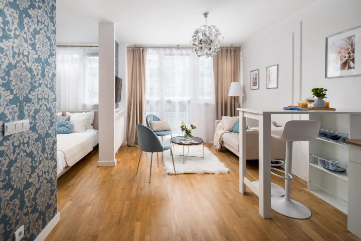 Charming 2x 1-br Studios 950 M From Central Station, Bedroom & Separate Living Room - Warszawa