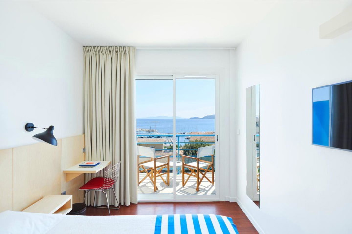 Hôtel California - Le Lavandou