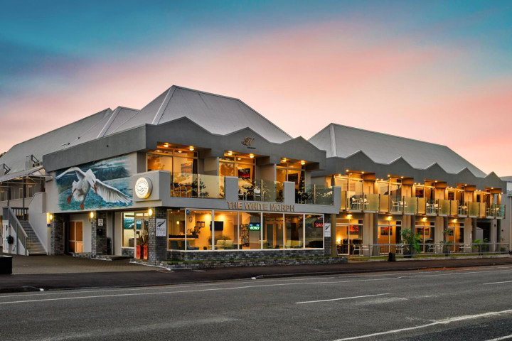 The White Morph Motels - Kaikoura