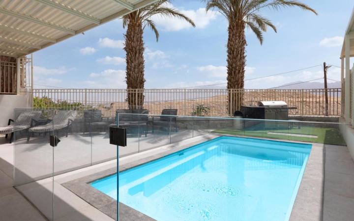 Villa Vibes Eilat Ari - 4 Bedrooms With Heated Pool - Eilat