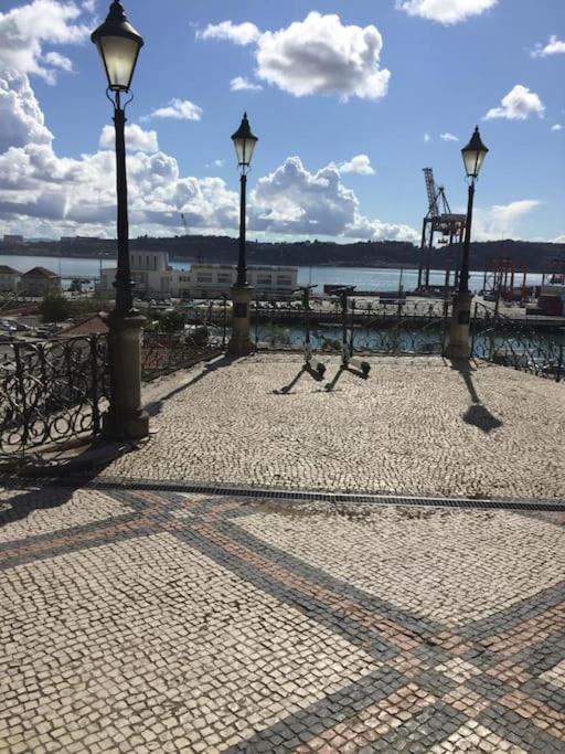 Cozy Estrela Apartment - Amadora