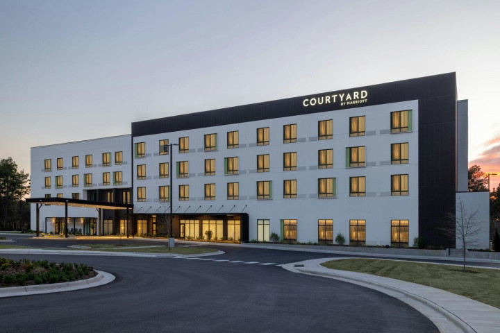 Courtyard By Marriott Southern Pines Aberdeen - Pinehurst, NC