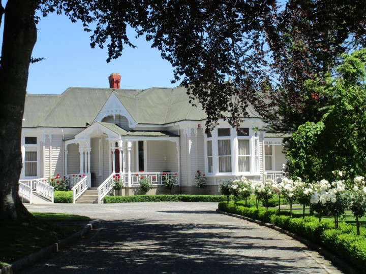 Valmai House & Motel Cambridge - Cambridge