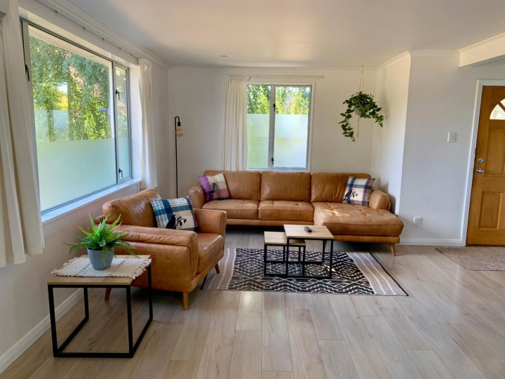 Parkside Holiday Home - Fully Fenced Garden - Lake Tekapo