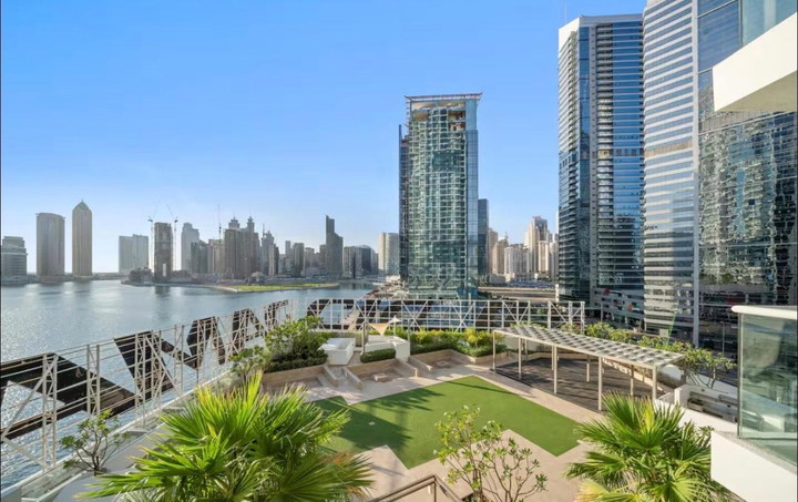 Damac Maison Prive Sleep Four - Dubaï
