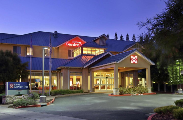 Hilton Garden Inn Sonoma County Airport - Santa Rosa, CA
