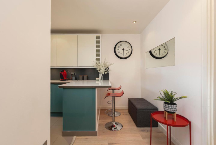 Just 20 Mins From Buckingham Palace! - Surbiton