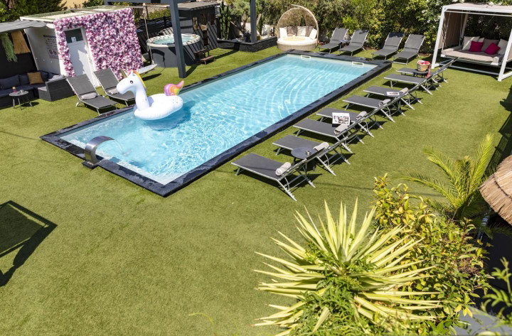 Hôtel Eden Cassis - Centre-ville- Piscine Chauffée, Jacuzzi Et Sauna - Parking Privé - Marseille