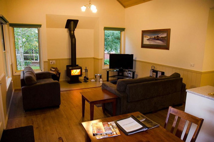 Avc - Maple Cottage - Porepunkah