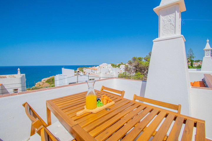 6 Centeanes - Clifftop Apartment, Sea Views And St - Carvoeiro