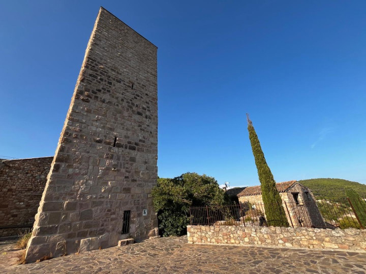 Maison Provençale Dans Village Médiéval - Draguignan