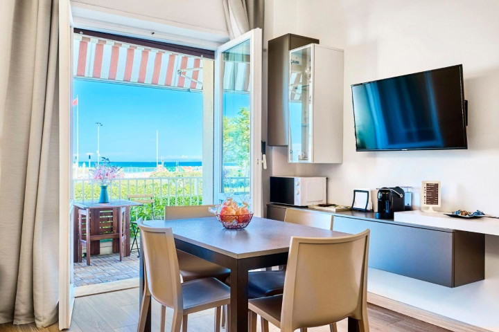 Appartamento Con Terrazza Fronte Mare - Cattolica