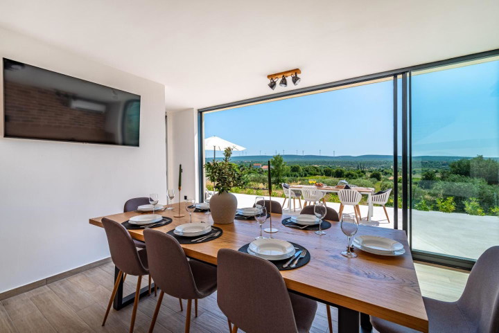 Villa Matea - Heated Pool, Peace, View - Croatie