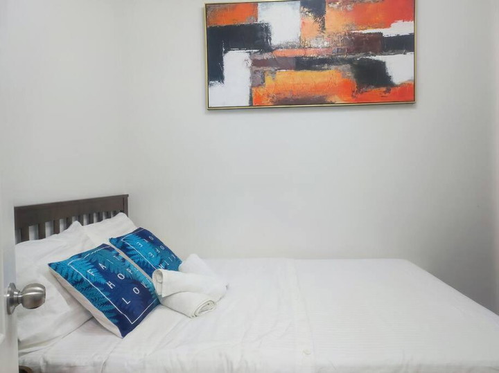 Trig Place Almonddrive Near Sm Seaside With Wifi Netflix Pool & Parking - Cebu