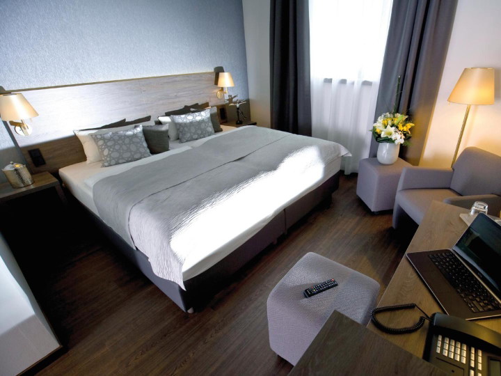 Hotel Eislinger Tor - Göppingen