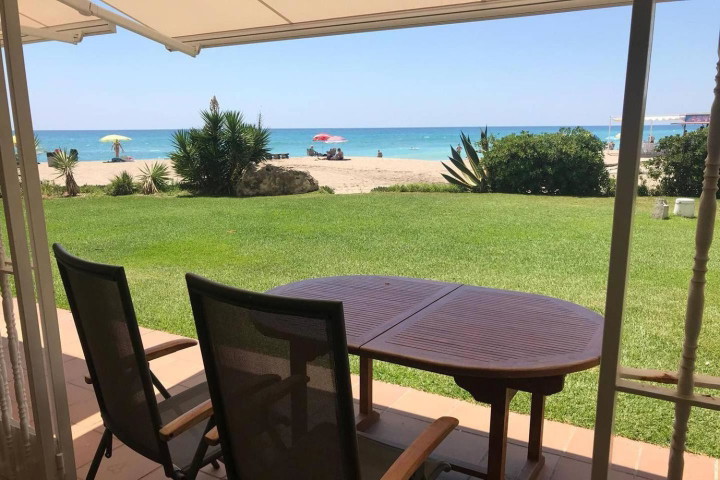 Amazing In Front Of The Sea Apartment - Catalonia