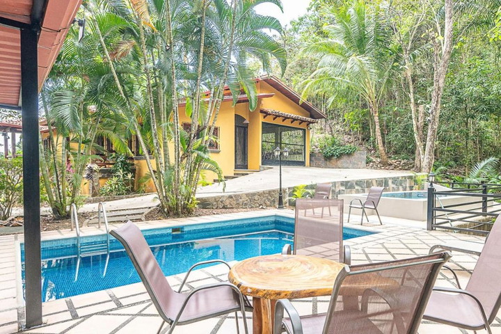 Quinta Teca With Two Pools Near Playa Hermosa Beach - Costa Rica