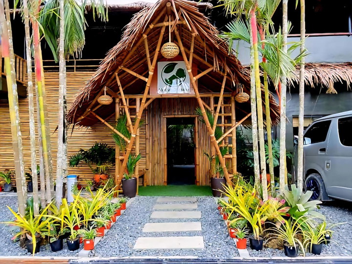 Nativo D' Kubo - San Vicente, Philippines