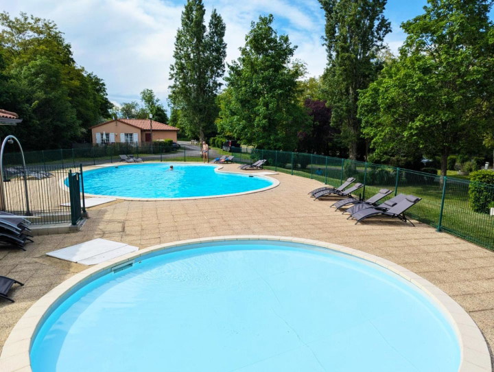 Camping De La Bageasse - Haute-Loire