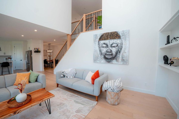 Silver Creek Stay - London
