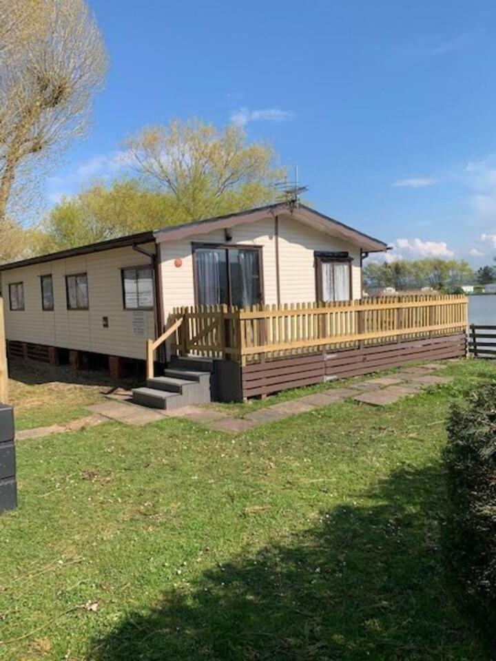 7 Lakeside – Lakeside Hideaway Butlin's Sleeps 6 - Devon