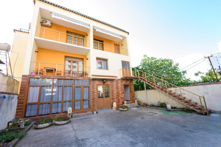 Vila Shabani - Vlorë