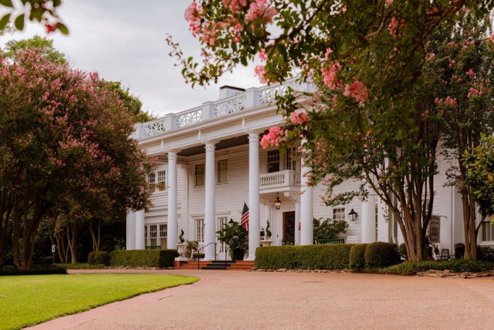 Fairview Inn - Jackson, MS
