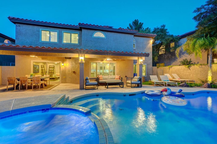 Gorgeous 6br With Pool And Spa - Las Vegas, NV