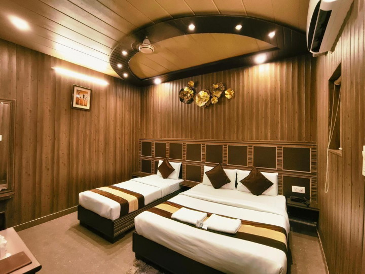 Hotel Pardesi,har Ki Pauri Road Haridwar - Uttarakhand