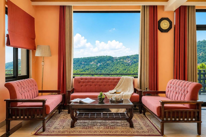 Elivaas Signature Kosh Villa With Private Balconies & Panoramic 360 Mountain Views - Kasauli