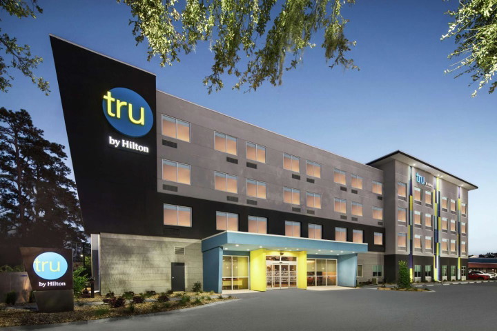Tru By Hilton Savannah Midtown - Savannah, GA