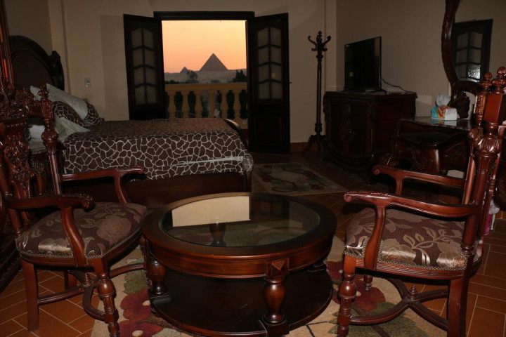 Pyramids Power Inn - Giza