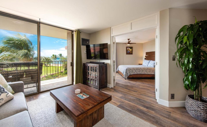 Refined Oceanfront Retreat - Maui, HI