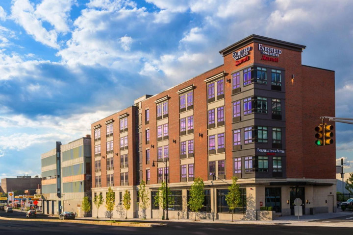 Fairfield Inn & Suites By Marriott Boston Cambridge - Revere, MA