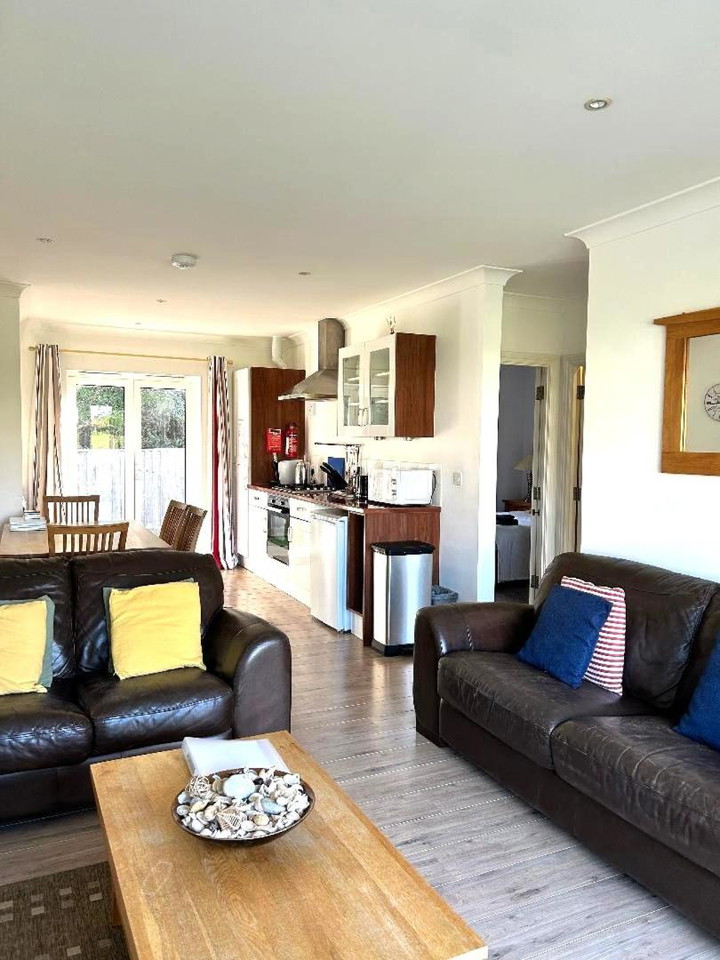 Cape A2 Westbay Club, A 2 Bedroom Cottage, Isle Of Wight - Isle of Wight