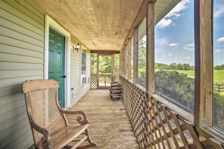 Cozy Rixeyville Cottage W/ Deck, Grill, & Stabling - Culpeper, VA