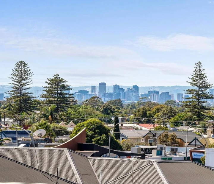 Glenelg Oasis, Pool, Gym, Spa & Sauna, Free Parking, City Views - Glenelg