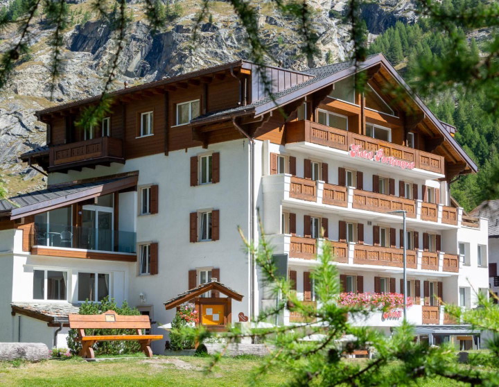 Hotel Portjengrat - Switzerland