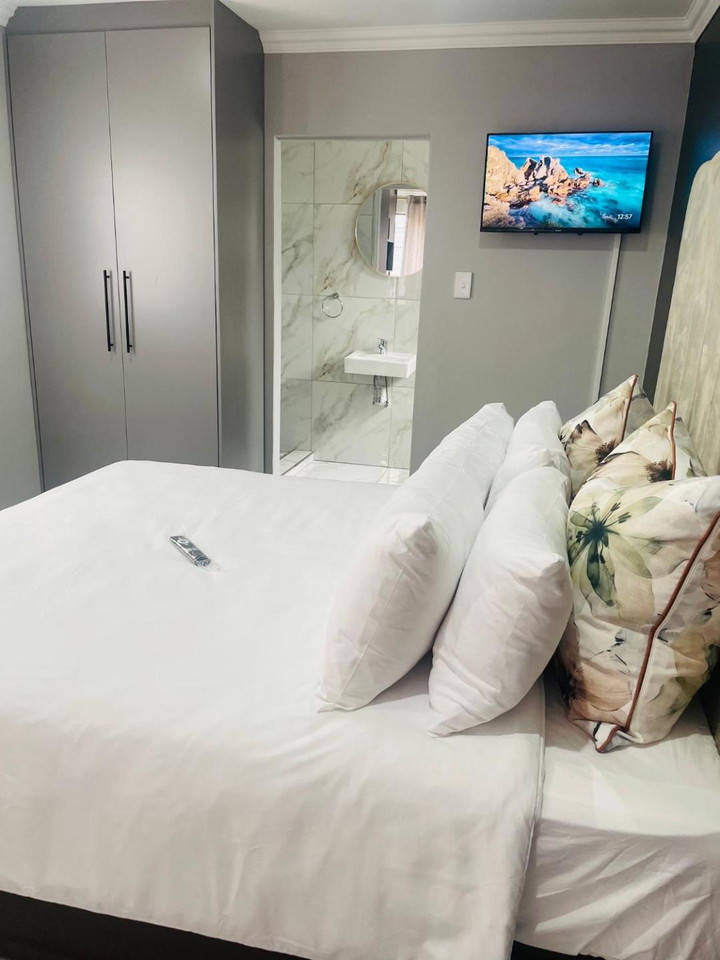 Ziyacebisa Group Cottages - Durban