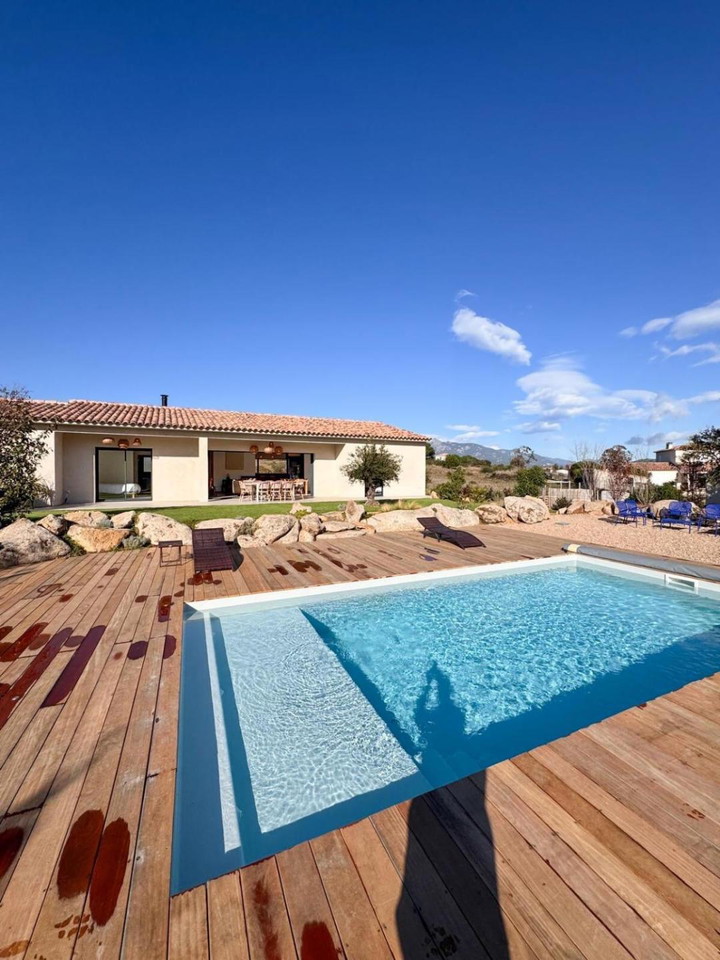 Casa Cagna, 3 Bedrooms, Heated Pool, 8people - Bonifacio