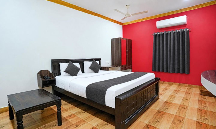 Lloyd's Inn - T Nagar - Chennai
