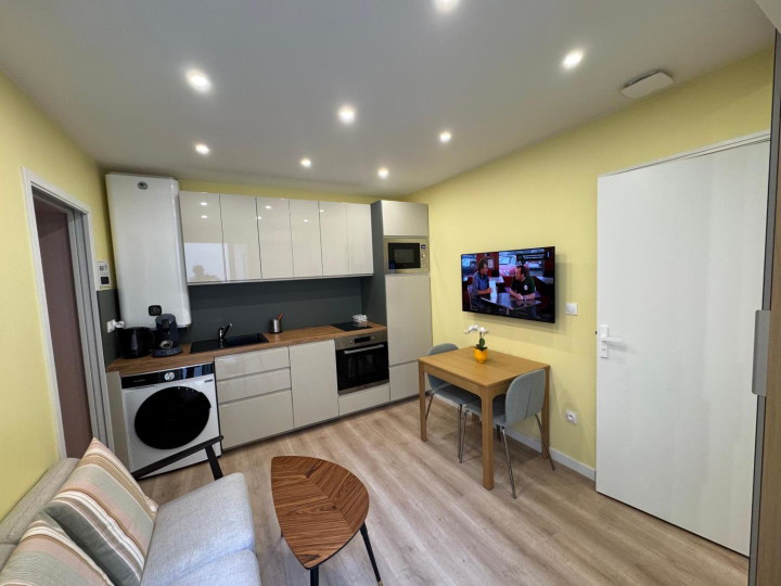 Studio 23m2 Climatisé-parking Privé - Lycée Roosevelt - Arena - Gare - Reims