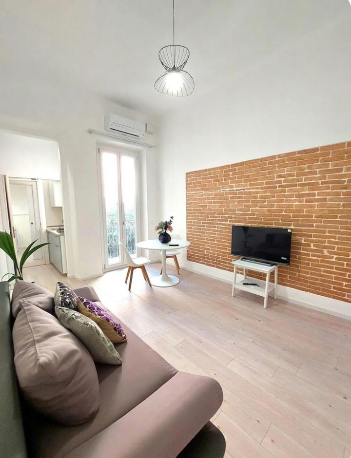 Petite Deva - Central Loft With Balcony - Cagliari