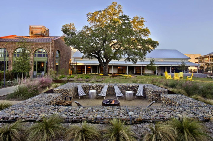 Cavalry Court, By Valencia Hotel Collection - Bryan, TX