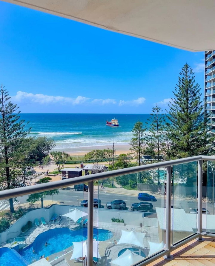 Ocean All Round - Nerang