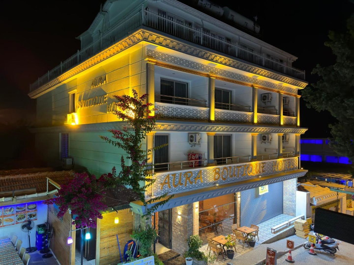 Aura Boutique Hotel - Side